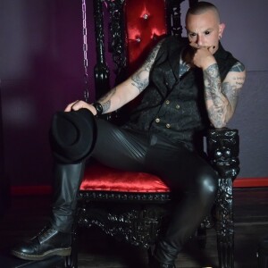 Page 2 | The Art Box