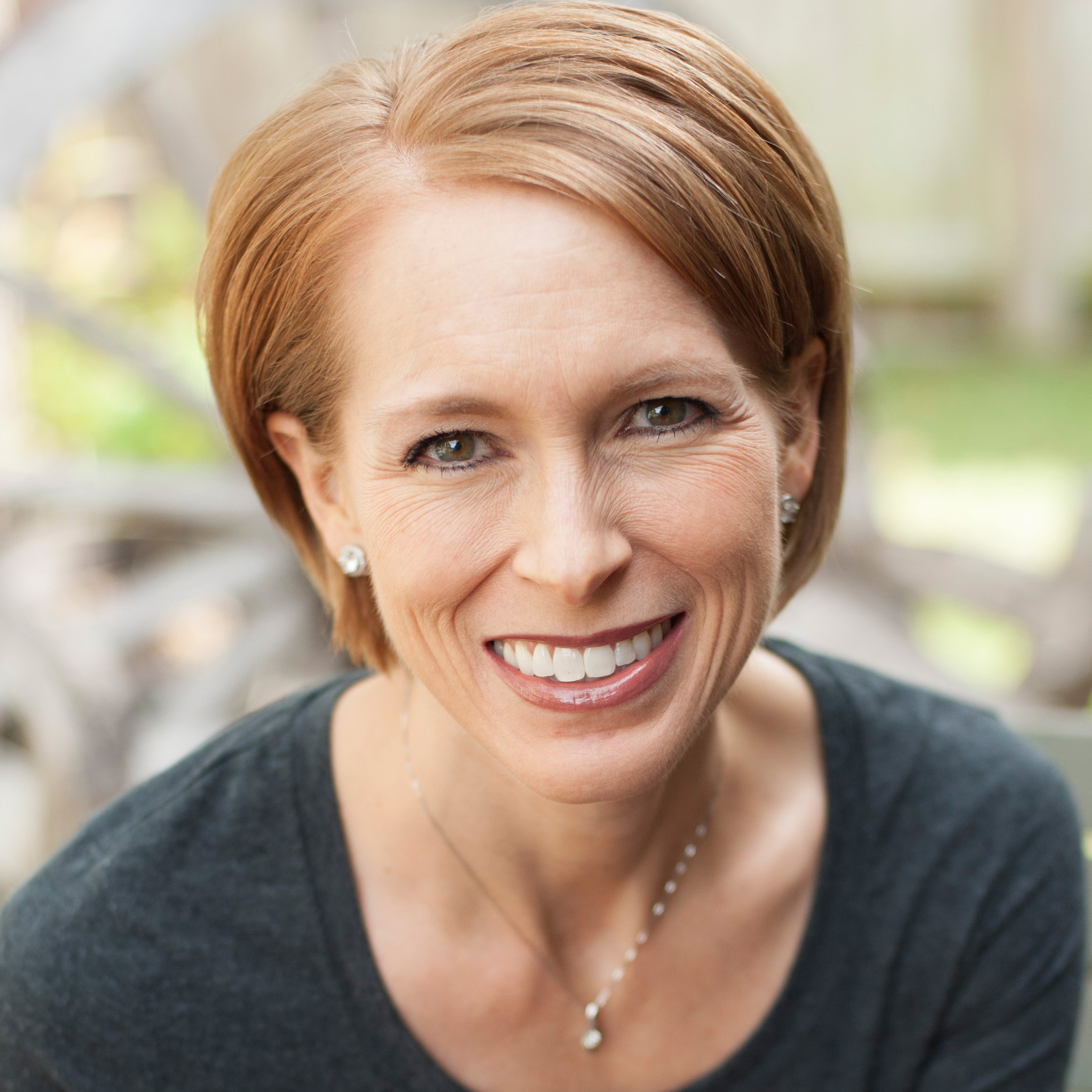 Julie Helps's Instagram, Twitter & Facebook on IDCrawl