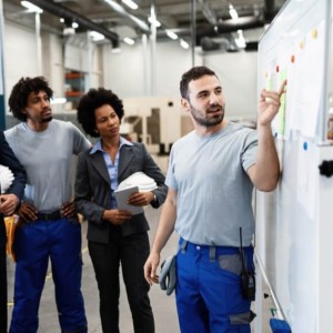 Forward Scheduling vs. Backward Scheduling in Production Planning ...