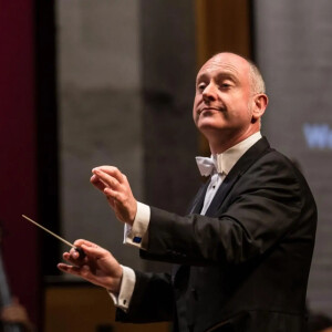 Episode 146 - Neil Thomson | a mic on the podium