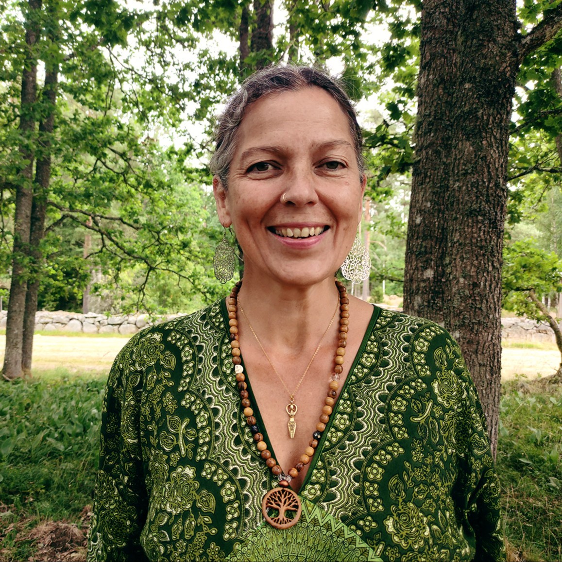 Hitta hem genom cirklar, gemenskap och djur med Berit Jarama Estabrook ...